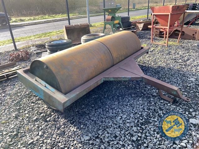 Watson heavy duty land roller, water filled with scraper | Large Plant ...